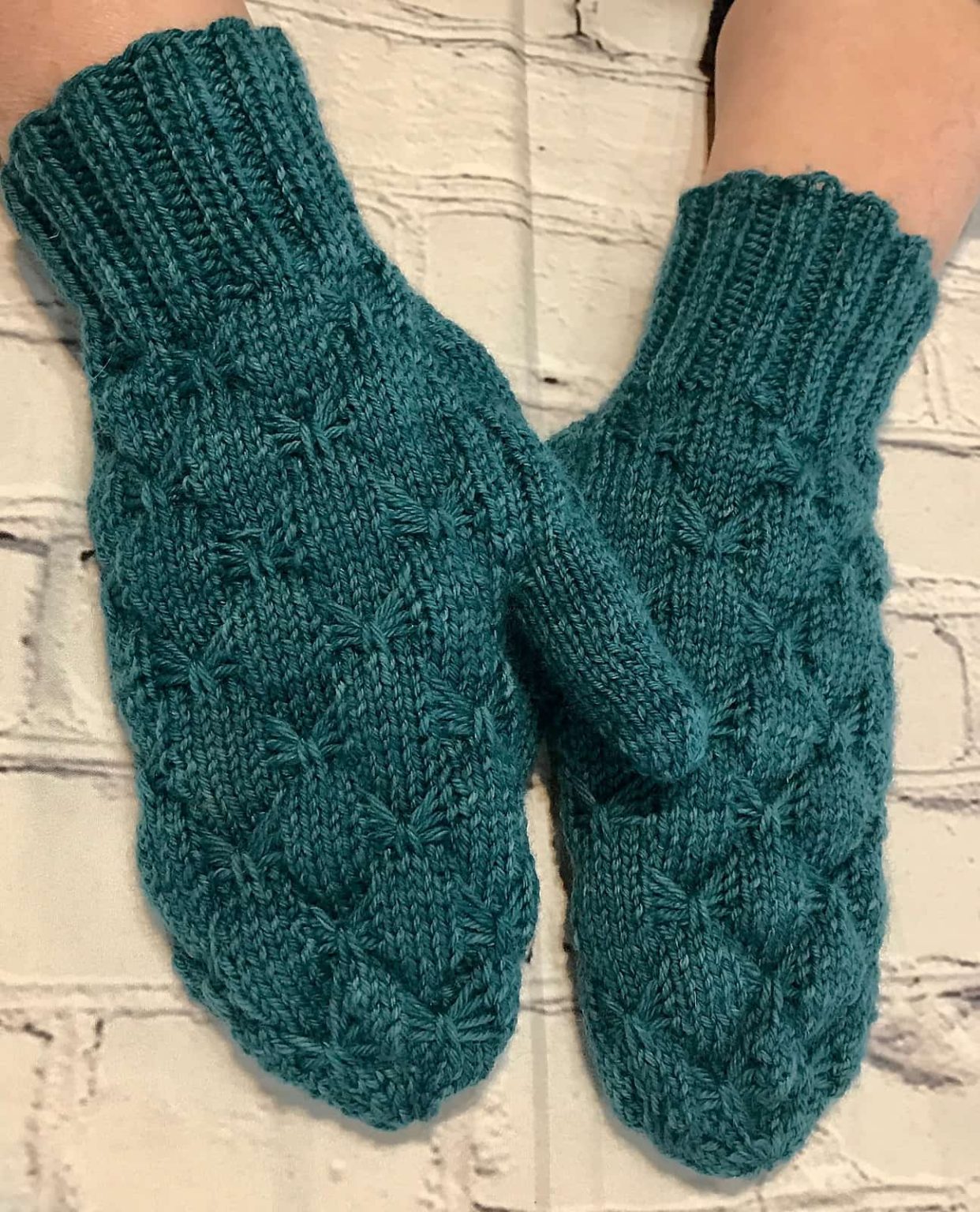 Quilted Butterfly Mitten Pattern – Barton River Yarn and Crafts